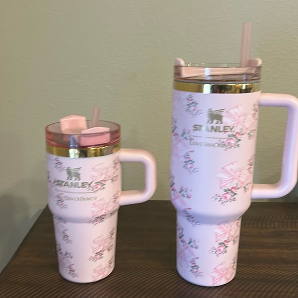 Stanley | Dining | Stanley Love Shack Ribbon 2oz And 40oz Set ...